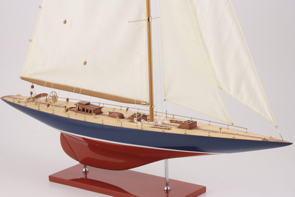 Superbe maquette Endeavour
